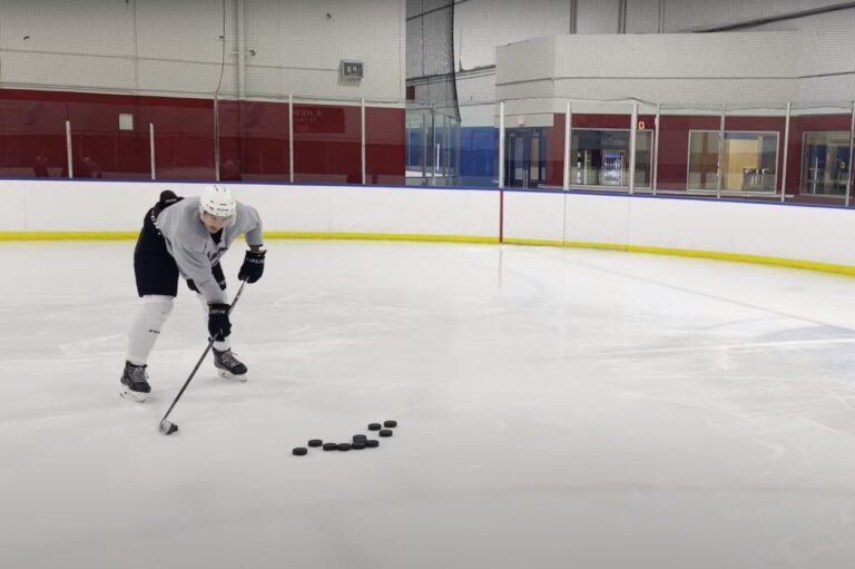 What Is a Shootout in Hockey? Shootouts in the NHL Today - Magicians Hockey