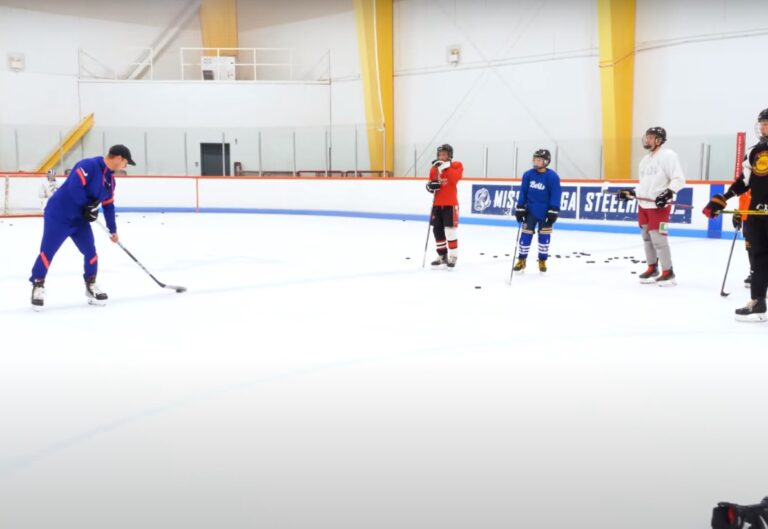 What Is a Shootout in Hockey? Shootouts in the NHL Today - Magicians Hockey